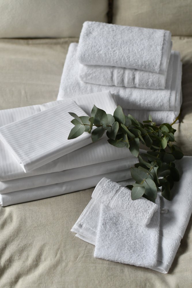 Bed linen for hotels | H & D Home Design